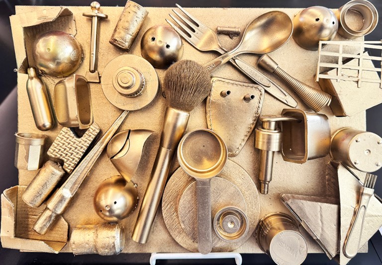 5th Grade – Found Art Assemblage Inspired by the Art of Louise Nevelson ...